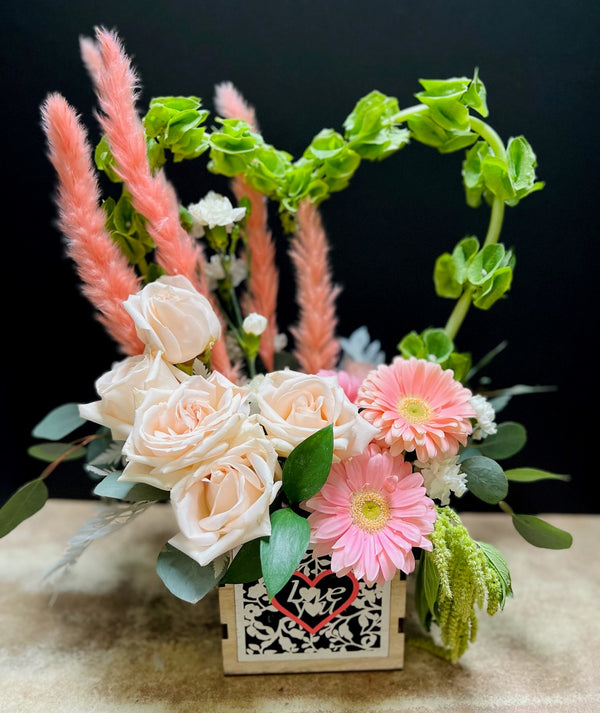 E's Florals | Florist | Solon | Iowa City | Cedar Rapids | Flowers